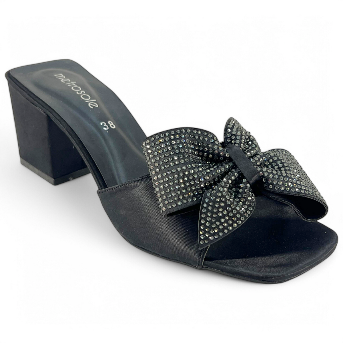 Article 3570 – Metro Sole